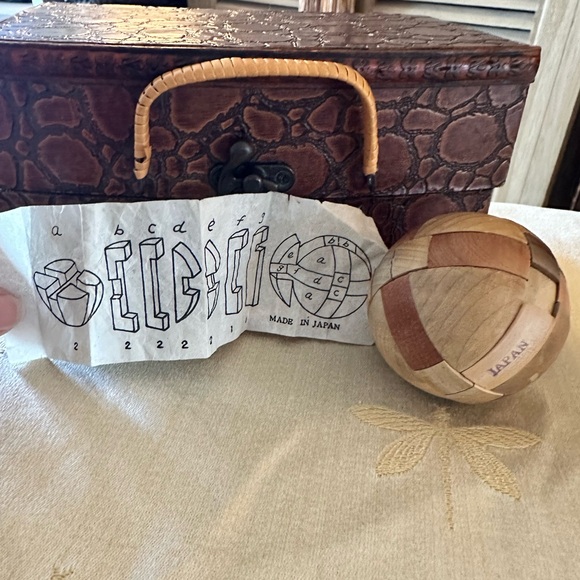 Vintage | Toys | Vintage Retro Magic Brain Teaser Wooden 3d Puzzle Ball ...